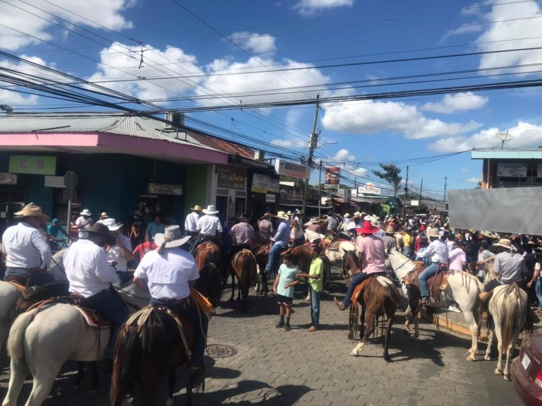 Fiestas Típicas Nacionales de Santa Cruz 2024 iniciarán el próximo 14 ... Fiestas Típicas Nacionales de Santa Cruz 2024 iniciarán el próximo 14 ...