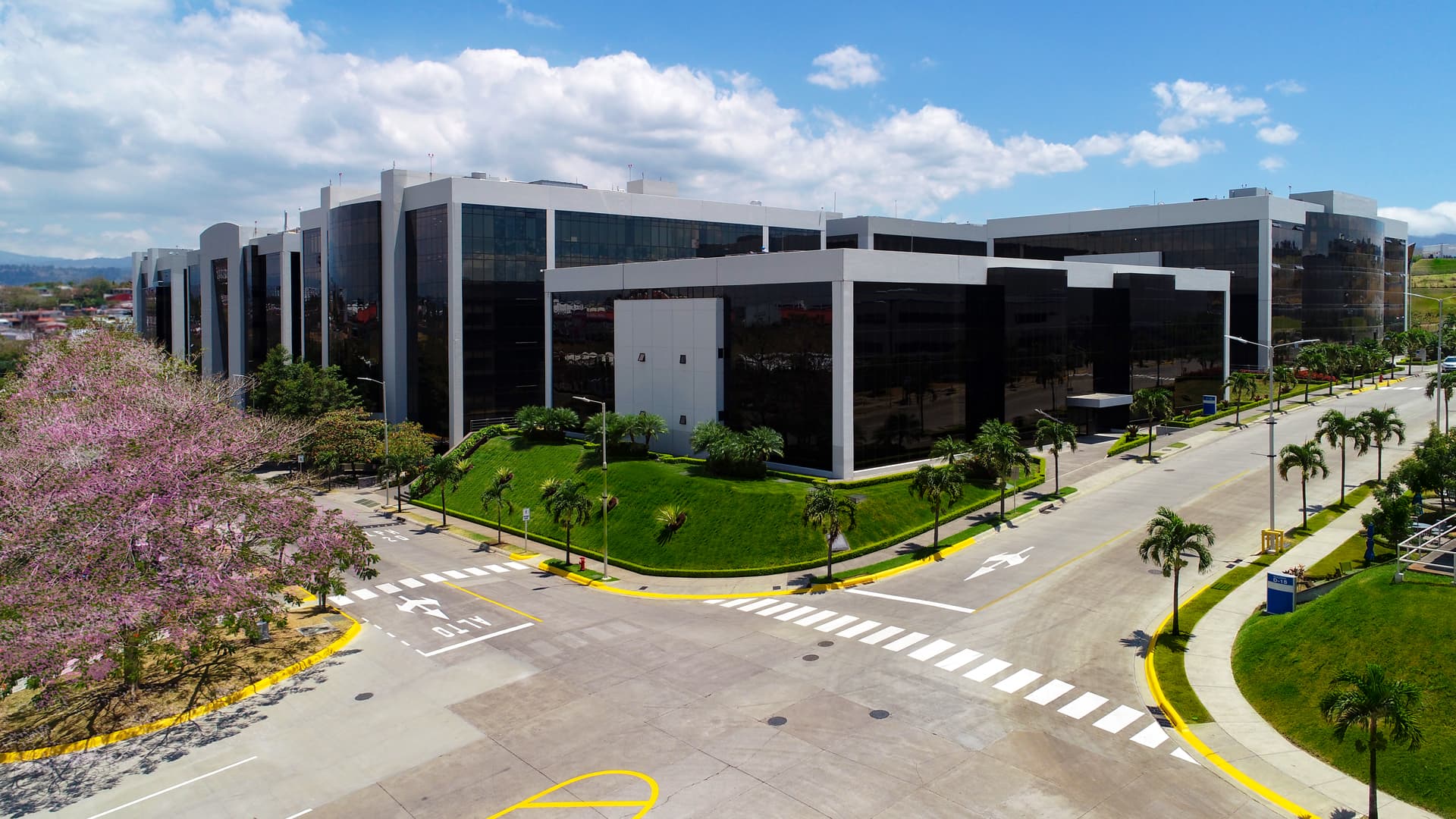 América Free Zone se consolidó como una ciudad empresarial altamente ...