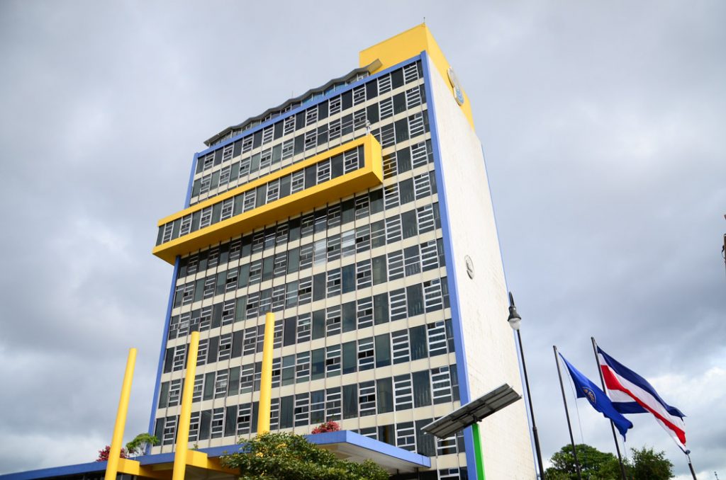 CCSS pide a usuarios asistir a citas pese a hackeo de sistemas - CRC 891