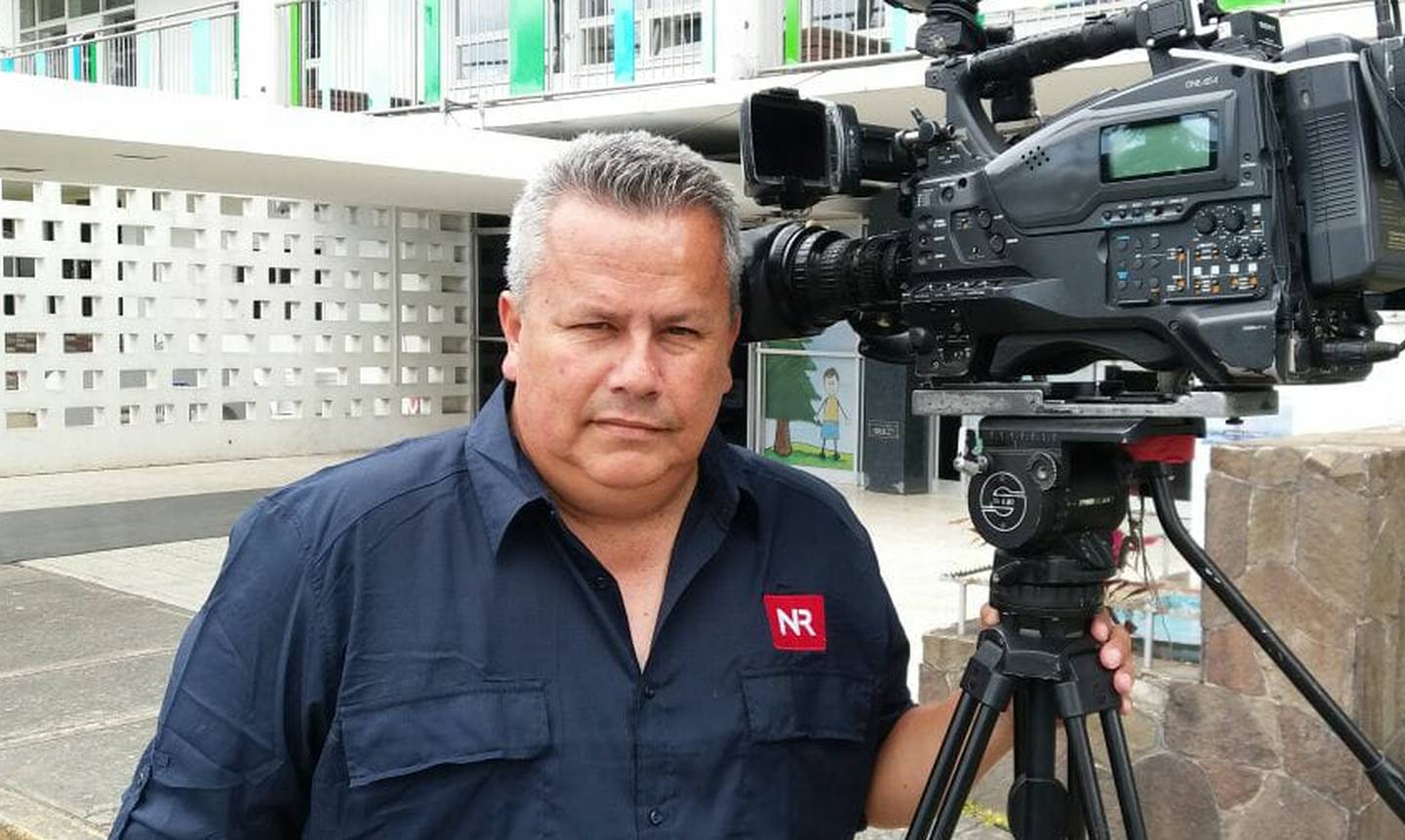 Fallece emblemático periodista Roy Solano, a sus 56 años - CRC 891