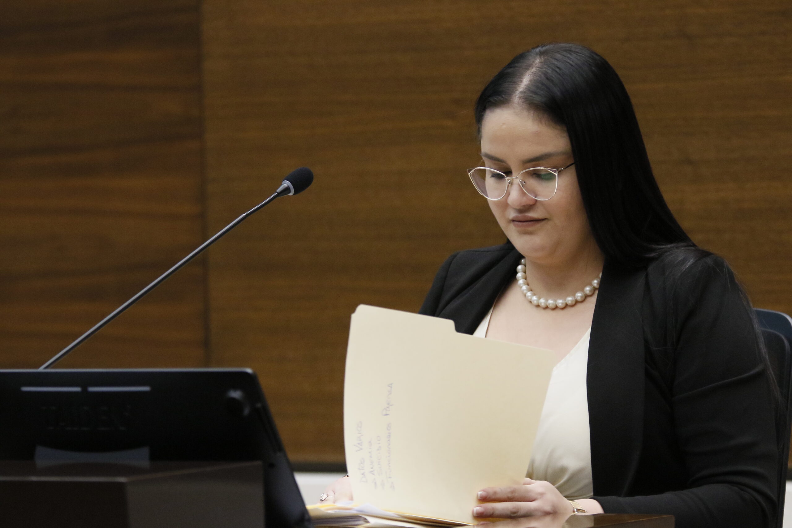 Gobierno convoca a conferencia de prensa este lunes: puesto de la ...