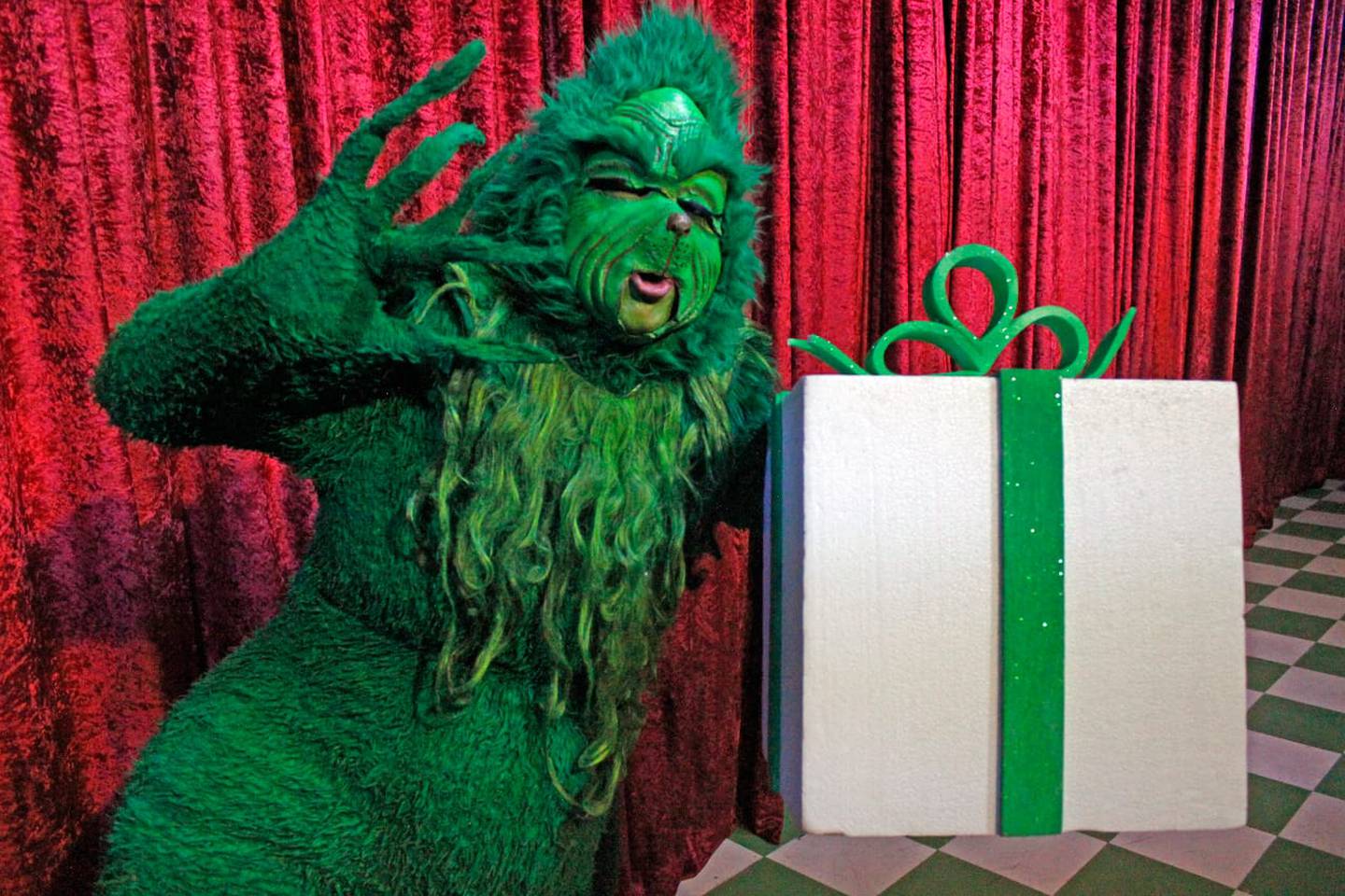 ¡El Grinch regresa a escena! - CRC 891