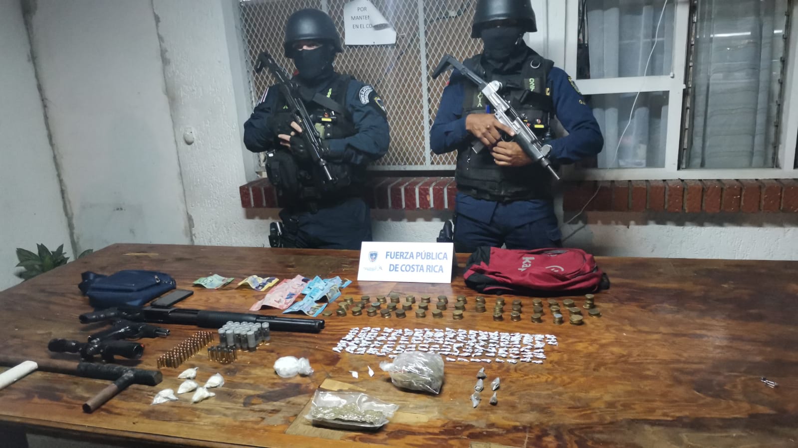 Oficiales decomisan droga, armas y municiones en Alajuela - CRC 891