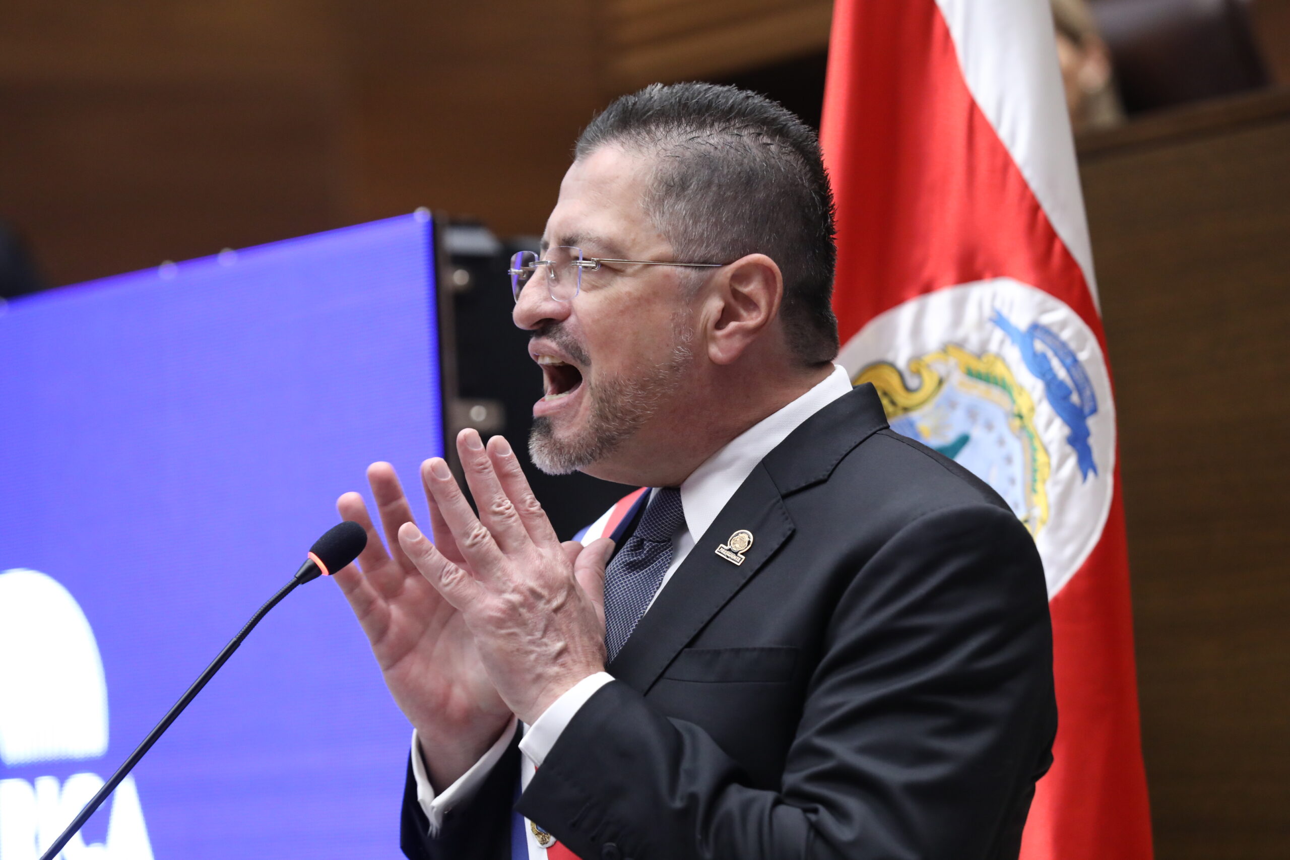 TSE ordena investigación contra Chaves por denuncias de beligerancia ...