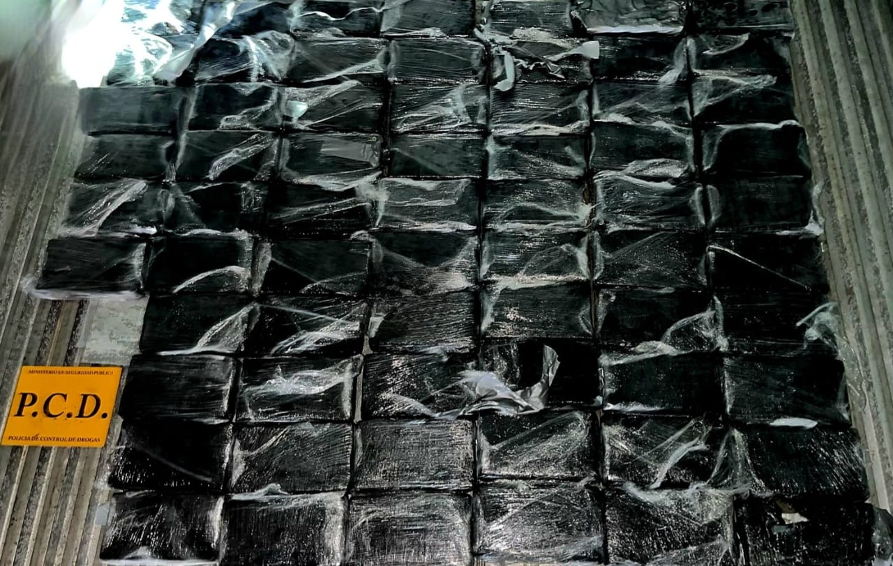 Autoridades incautan cargamento de droga que contenía 66 kilos de ...