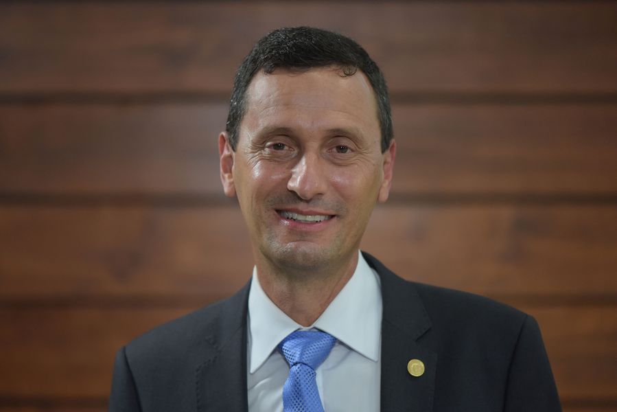 Rector de la UCR asume presidencia del Consejo Nacional de Rectores ...