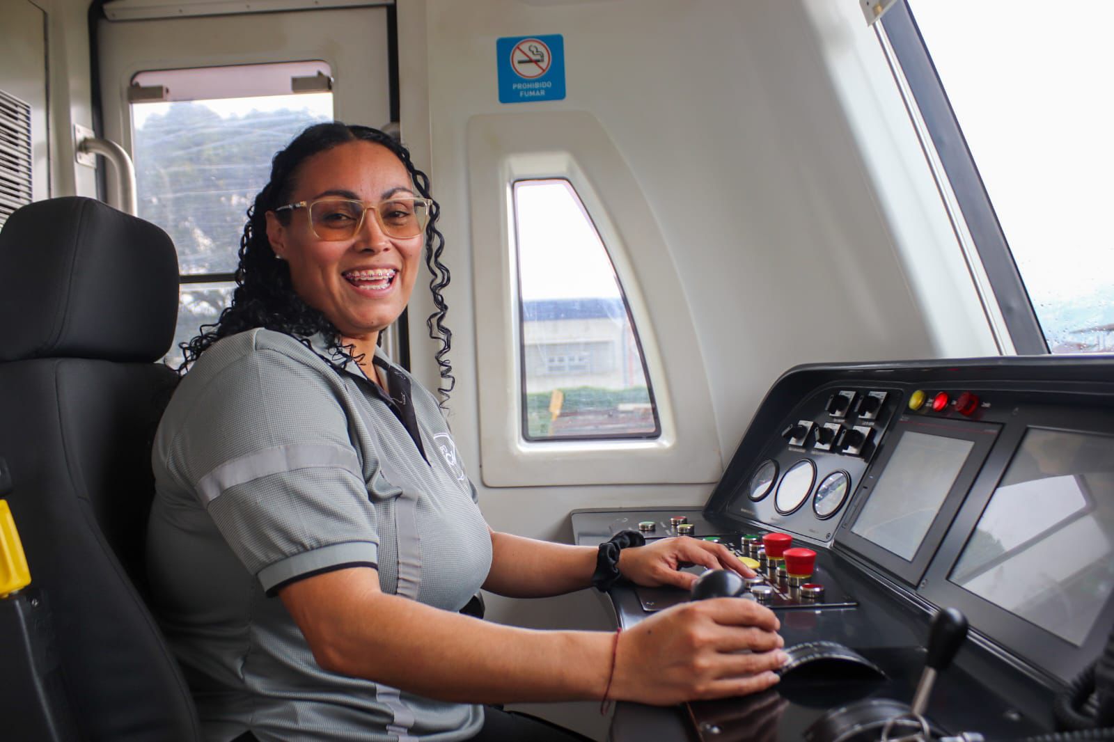 (FOTOS) Conozca a la primera conductora de tren en Costa Rica - CRC 891