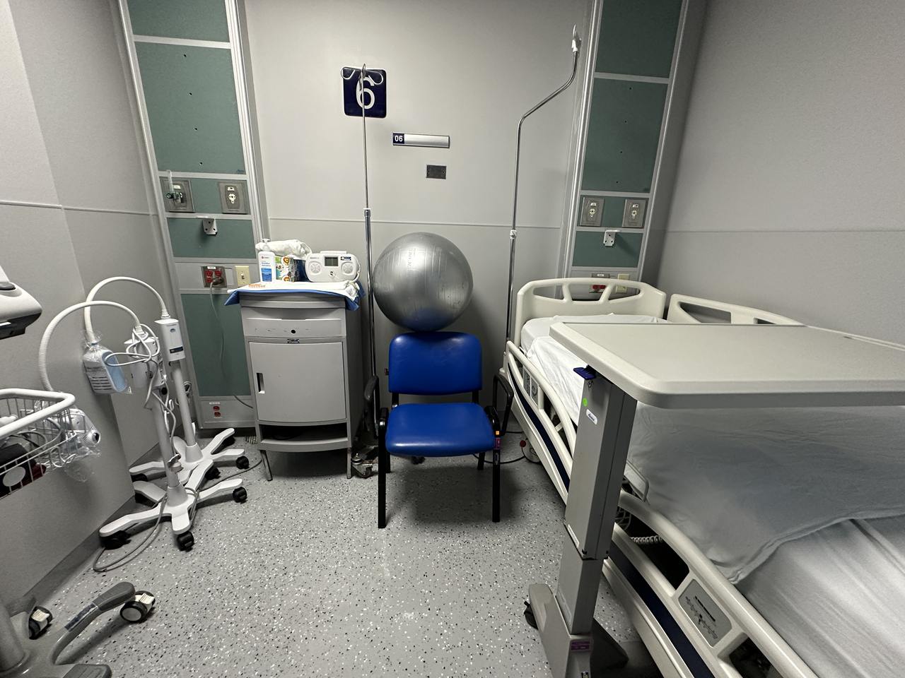 ¡Así luce ahora la sala de partos en Liberia! Más comodidad y humanidad ...