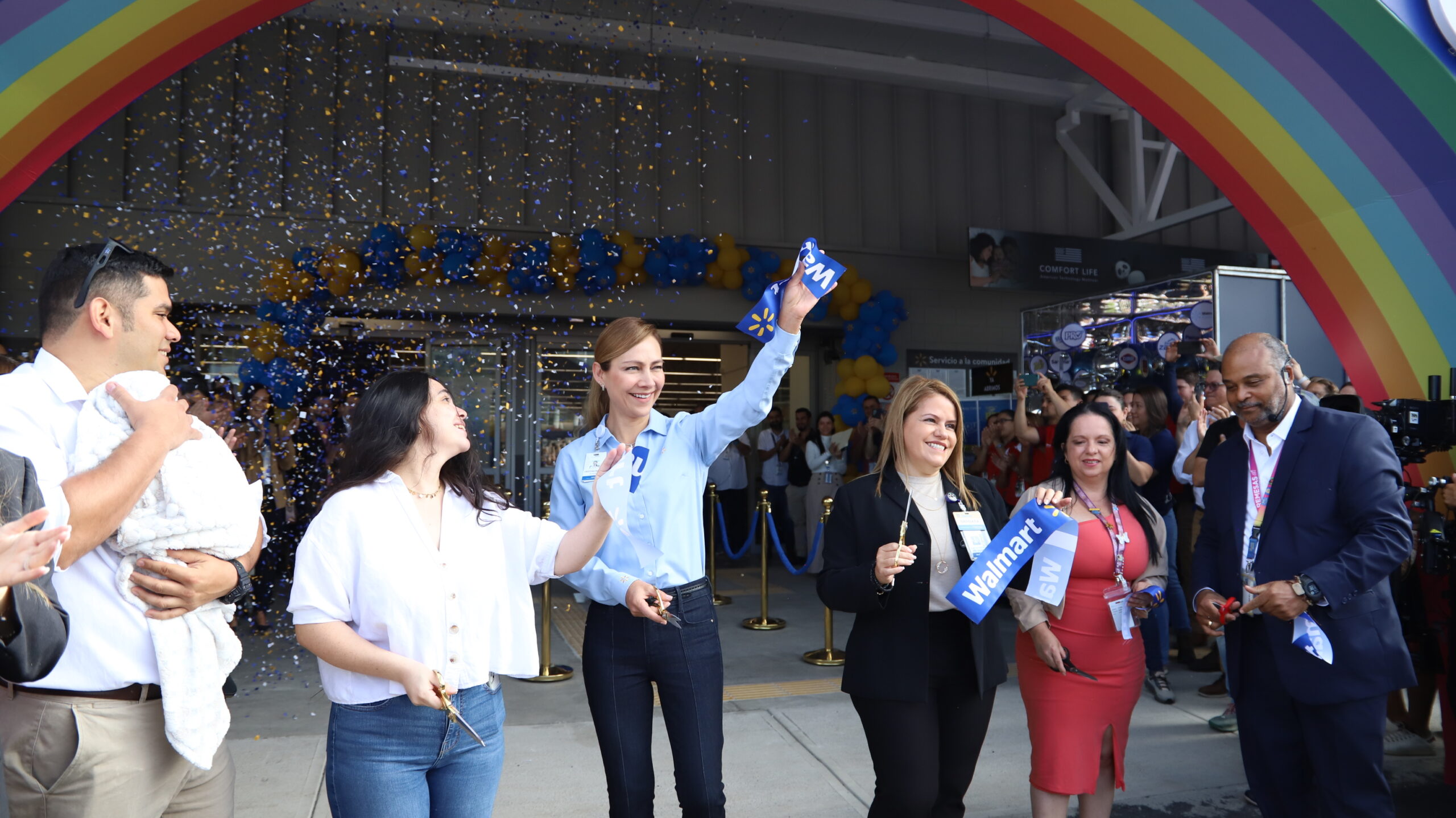 Walmart celebra 20 años en Costa Rica con la apertura de nueva tienda ...
