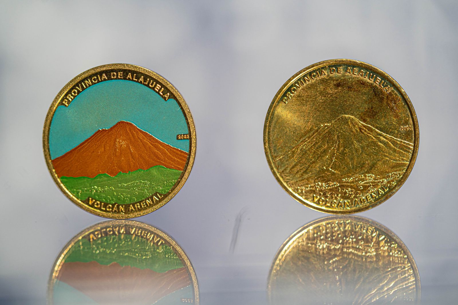 Arenal llega a su bolsillo: lanzan penúltima moneda coleccionable de ...